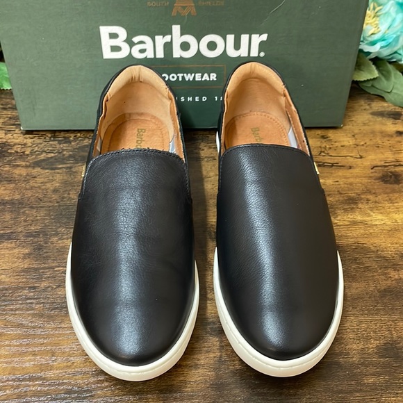 Barbour | Shoes | Barbour Black Leather Sydney Slipon Sneakers 9m ...